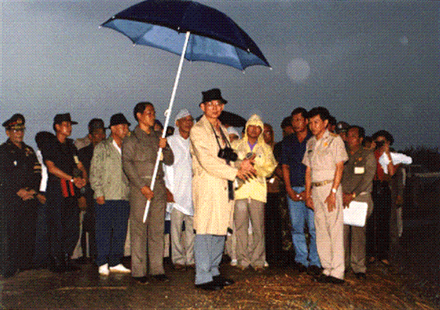 ๙๙๙...จากฟากฟ้าสุราลัยสู่แดนดิน...๙๙๙