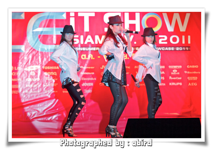 3 สาว BRAZIA หญิง,เบลล์,เจนนี่ [จากงานของบริษัท สยามทีวี จำกัด]