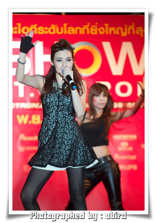 3 สาว BRAZIA หญิง,เบลล์,เจนนี่ [จากงานของบริษัท สยามทีวี จำกัด]