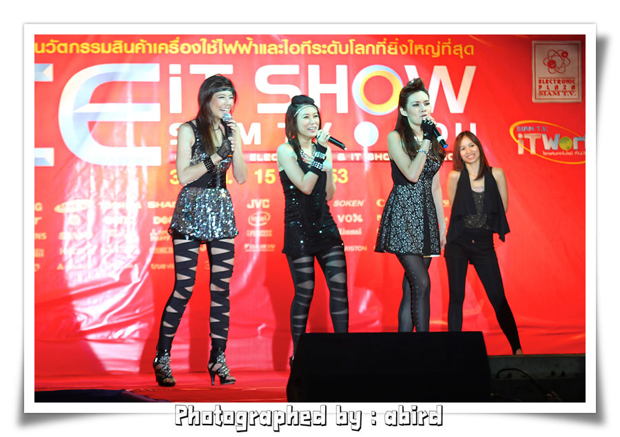 3 สาว BRAZIA หญิง,เบลล์,เจนนี่ [จากงานของบริษัท สยามทีวี จำกัด]