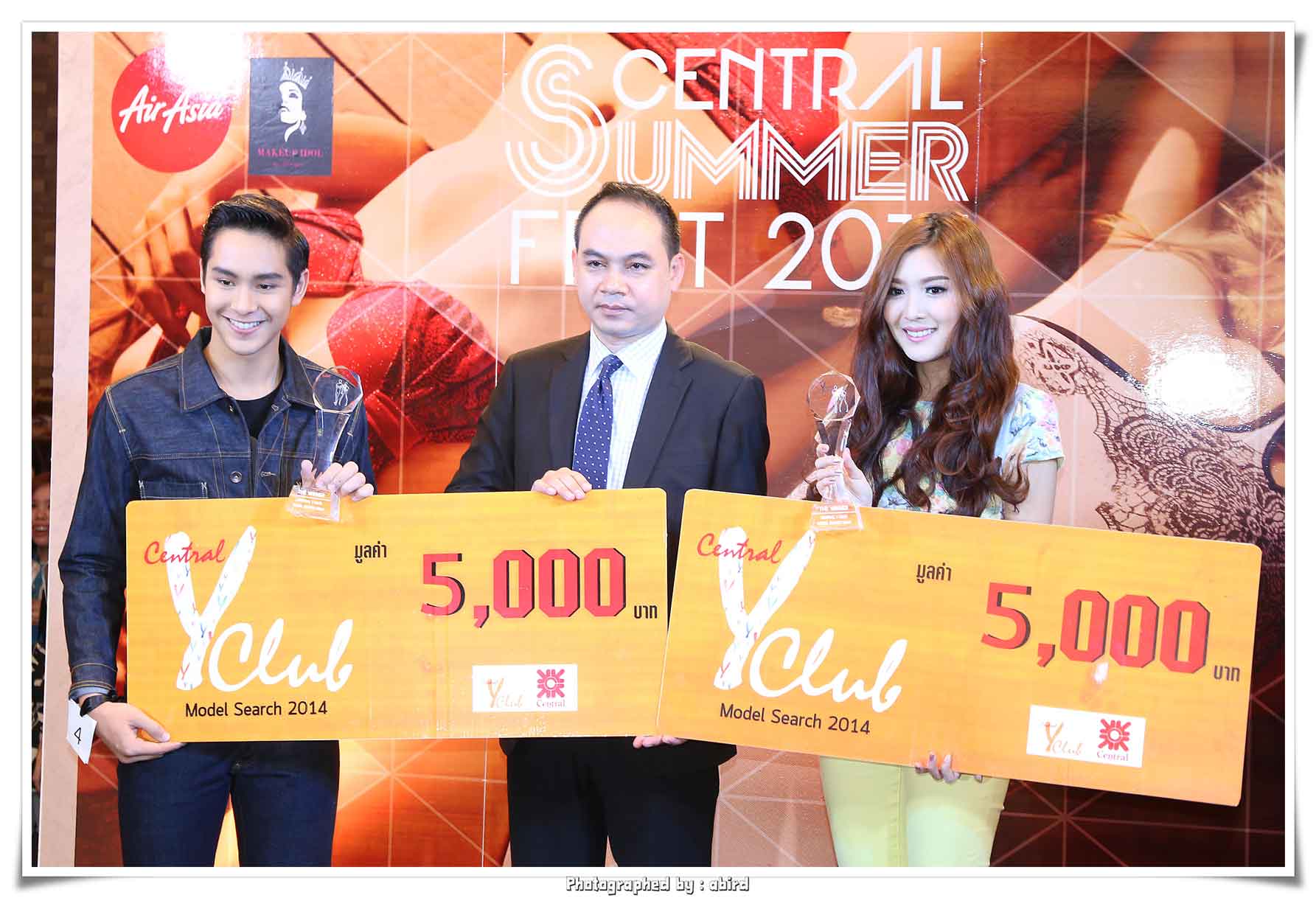 แฟชั่นโชว์ “Central Summer Fest Roadshow 2014” [ชุด Central Y Club ...