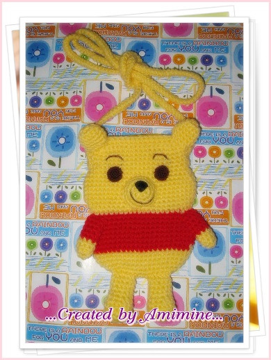 กระเป๋า...มีสายสำหรับห้อยคอ...