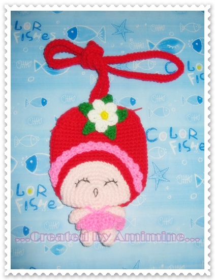 กระเป๋า...มีสายสำหรับห้อยคอ...