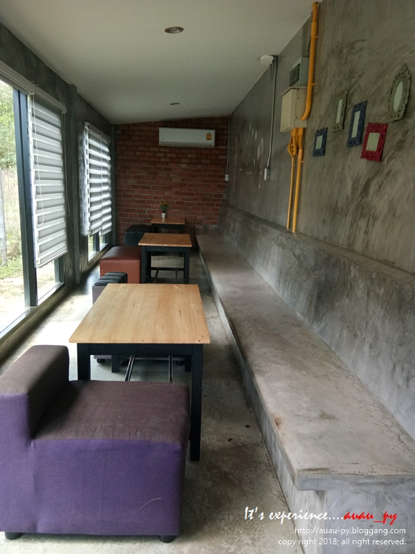 จิบกาแฟ @ Sis & Bro Cafe' อ.เมือง จ.ตรัง