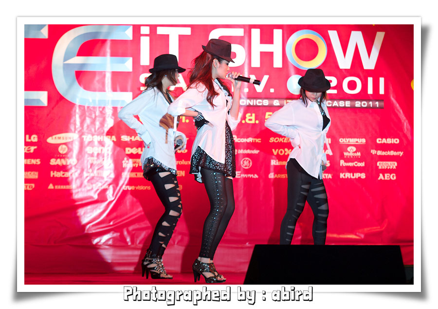 3 สาว BRAZIA หญิง,เบลล์,เจนนี่ [จากงานของบริษัท สยามทีวี จำกัด]