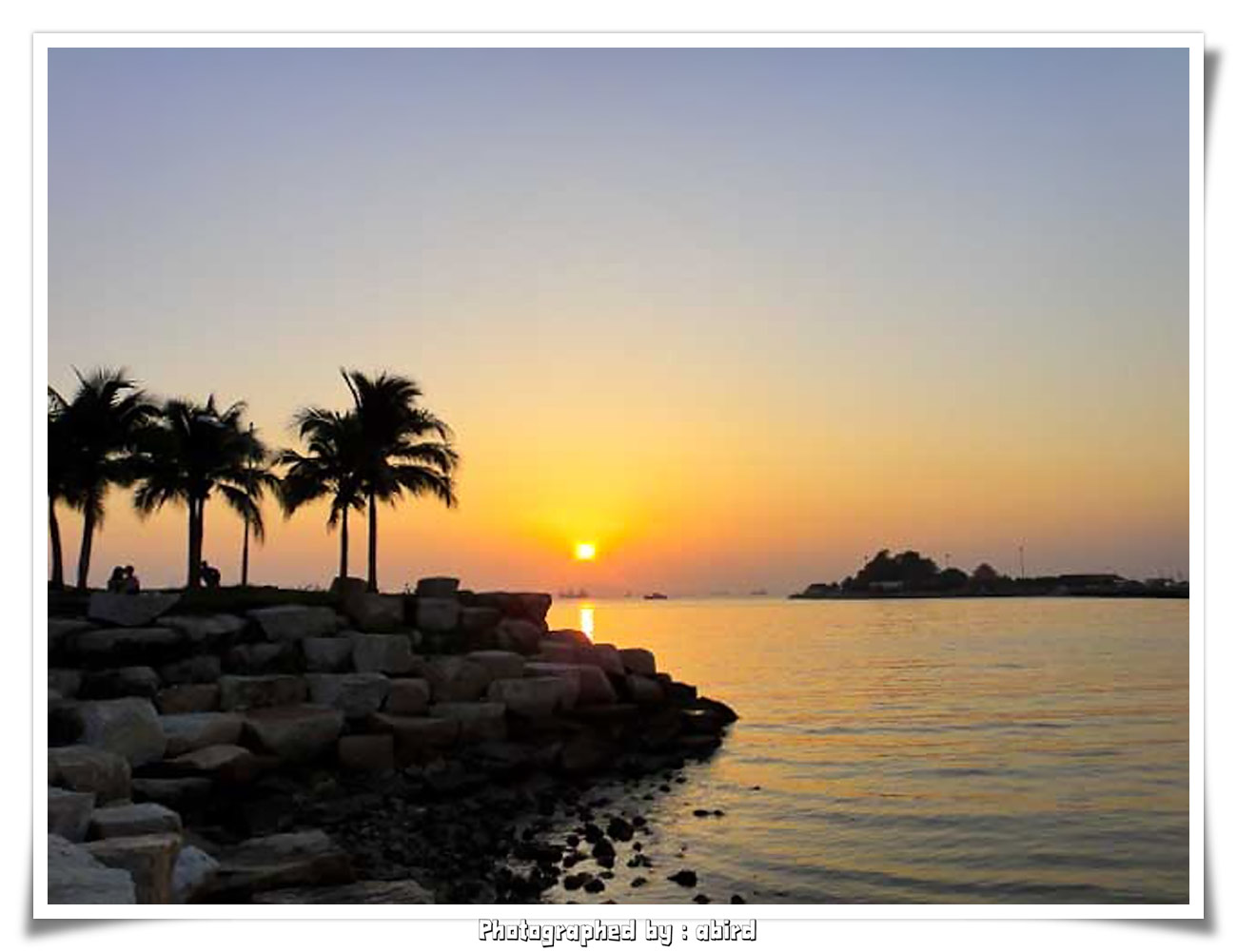 เกาะลอย ศรีราชา ยามเย็น