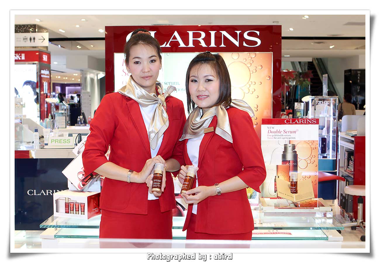 ข่าวประชาสัมผันธ์ Clarins ร่วมสัมผัสมหัศจรรย์สู่ผิวสวย [โรบินสัน เชียงใหม่]