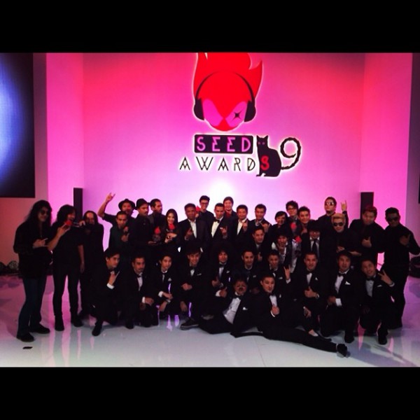เหล่านักร้องพาเหรด ร่วมงานประกาศผลรางวัล “SEED AWARD" ครั้งที่ 9