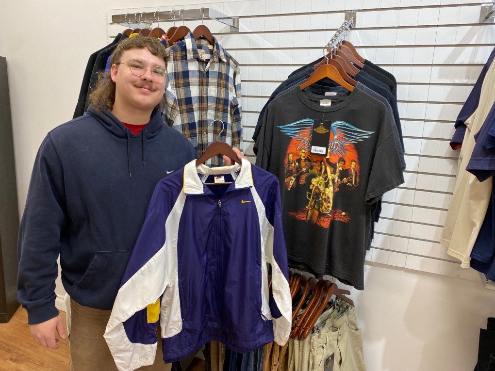 Vintage clothing trend helping the environment