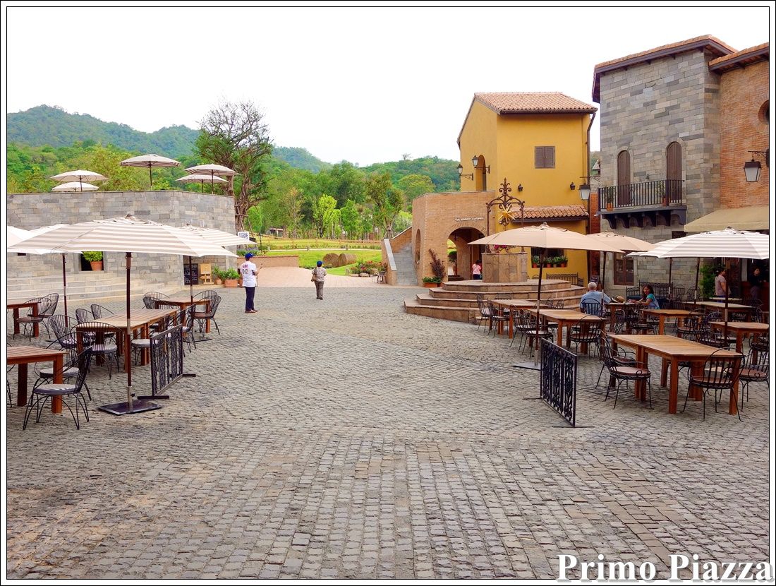 ทนายอ้วนชวนเที่ยว - ไปเดินเล่นที่อิตาลีจำลองกัน - Primo Piazza เขาใหญ่