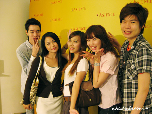 เช็คสภาพเส้นผมกับ New Asience