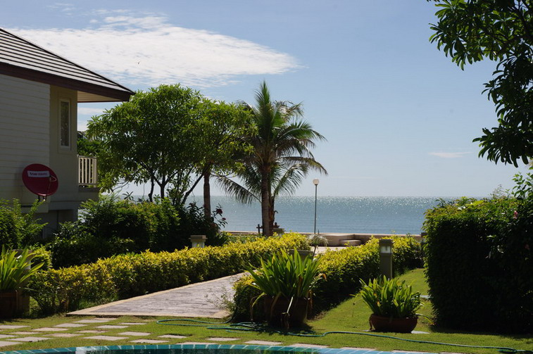 @ บ้านทะเลสำราญ : ชะอำ