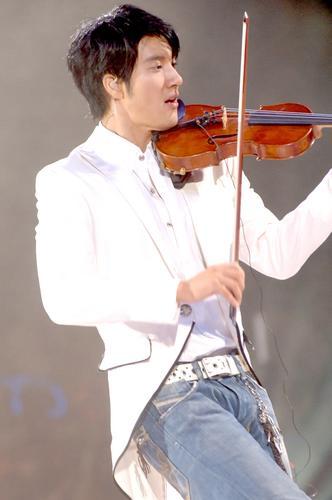 Finally by Wang Li Hong :You're my last love