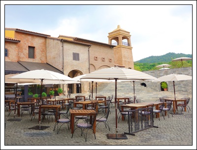 ทนายอ้วนชวนเที่ยว - ไปเดินเล่นที่อิตาลีจำลองกัน - Primo Piazza เขาใหญ่