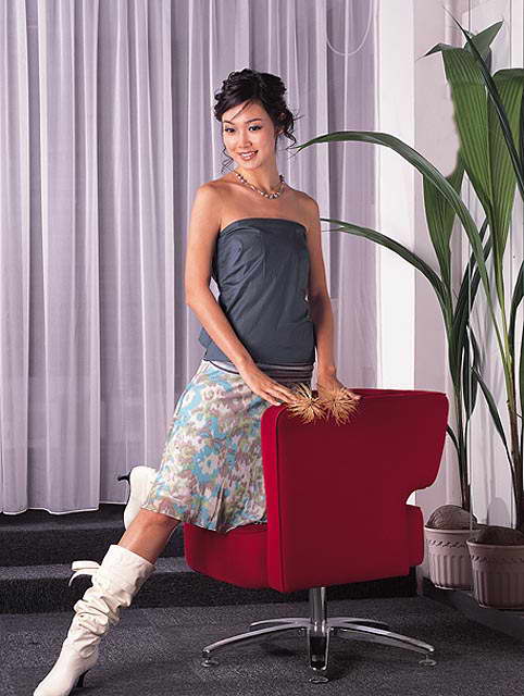 VOL 1: Miss HK 2005 TRACY Yip เยี่ยชุ่ยชุ่ย VS Miss HK 1994 HALINA tam ...