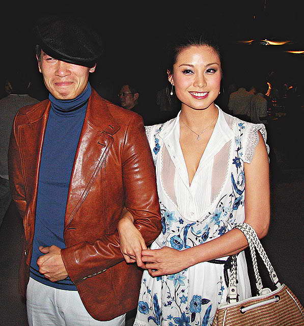 HK Weekly Vol 82 : Halina Tam ถันเสี่ยวหวัน โชว์หุ่นอีกครั้ง + Andy Hui ...