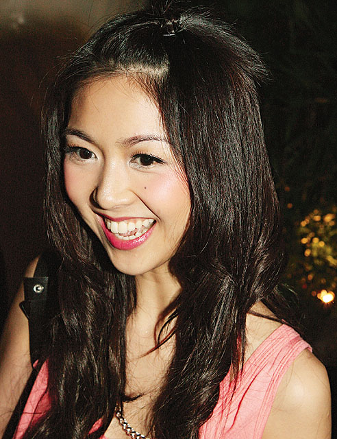 HK Weekly Vol 223 : ... MARGIE tsang เจิงหัวเชี่ยน ... กับการคืนวงการ ...