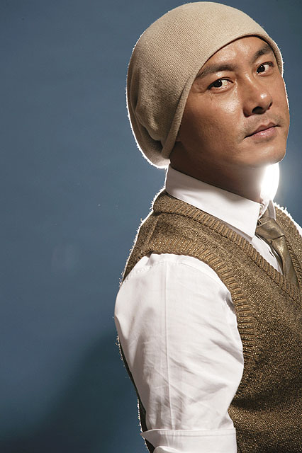 HK Weekly Vol 281 : ... พระเอกหนุ่มสุดทะเล้น ... DICKY cheung จางเหว่ยเ ...