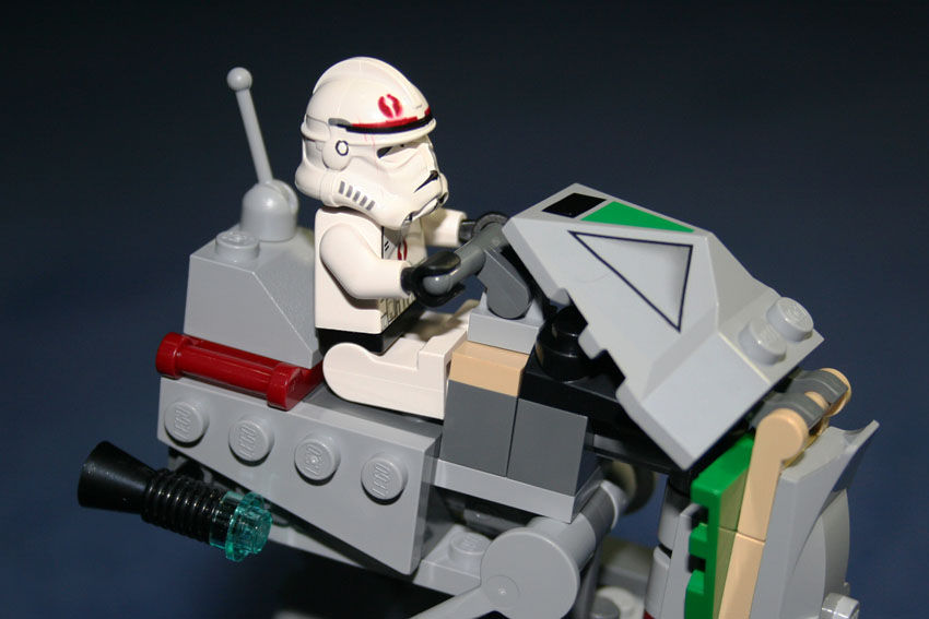 BlogGang.com : : kungsiam : 7250 - Clone Scout Walker