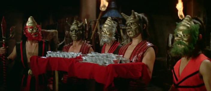 หนัง : จอมโหดหน้ากากทอง (Masked Avengers) 1981