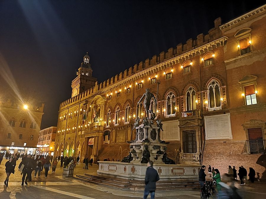 ชะนีหนีเที่ยว Ciao ITALIA PART 1 : Bologna - Florence