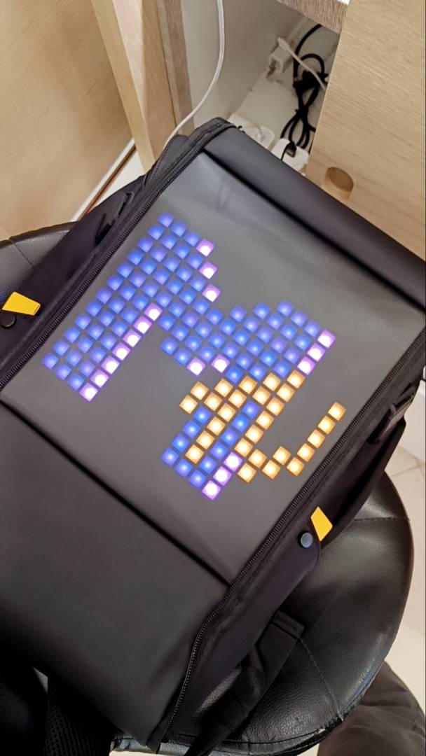 รีวิว Divoom Backpack-M กระเป๋าเป้ LED ปรับแต่งไฟผ่านแอฟมือถือ