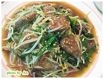 Buta no Kanzoo to Nira itame ตับหมูผัดใบกุ่ยฉ่าย