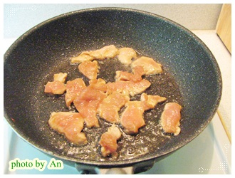 Bloggang.com : นักช๊อปถุงก๊อบแก๊บ : Apara buta itame หน่อไม้ฝรั่งผัดหมู