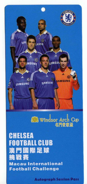 Chelsea Autograph...ลายเซ็นต์จริง..เกาะขอบโต๊ะ..ขอมากับมือ