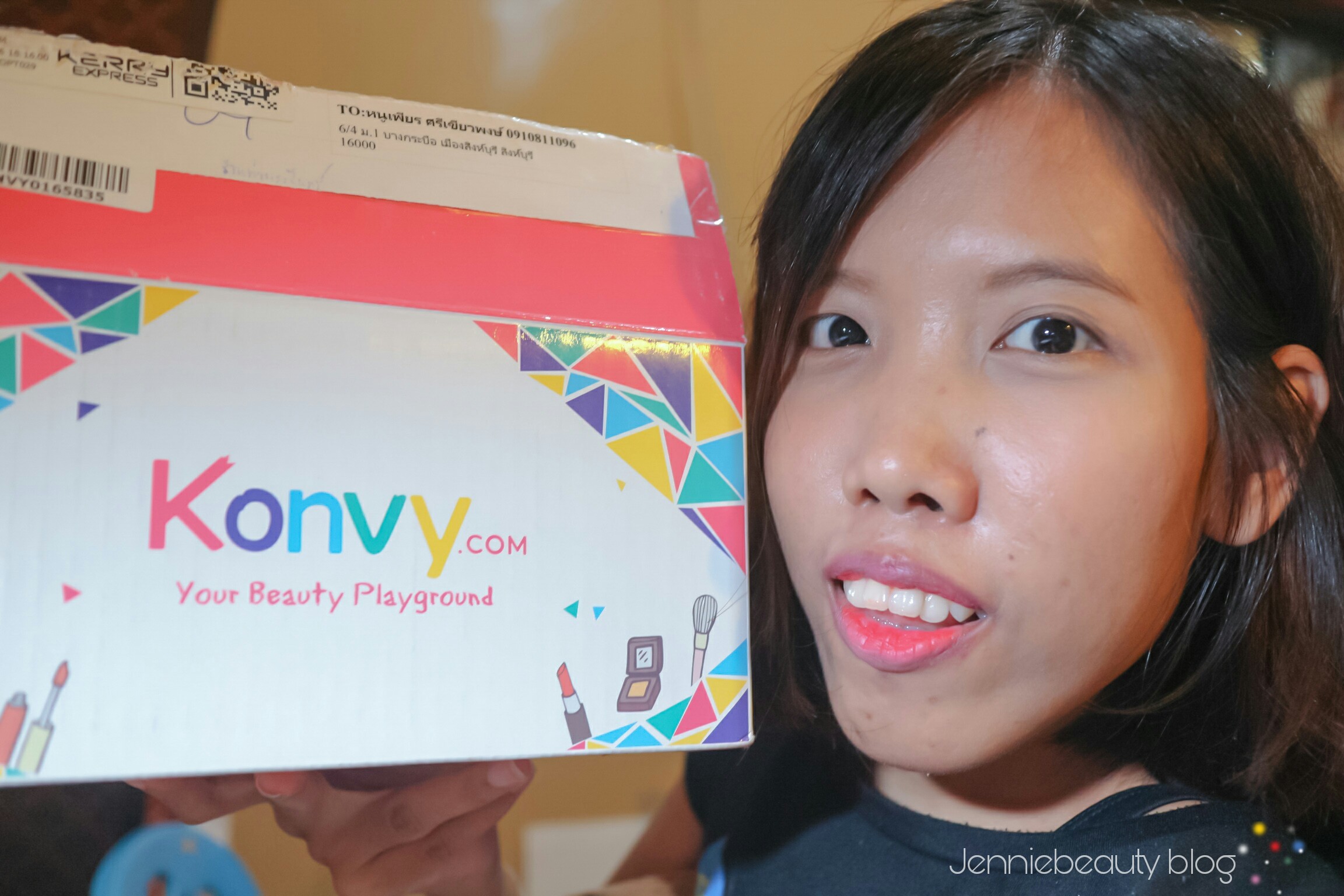 เปิดกล่องช็็อปกับ Konvy