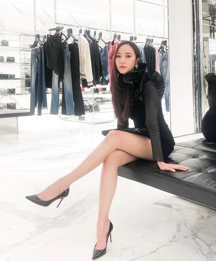 แอดมิทด่วน “อั้ม พัชราภา” ถูกหามส่งโรงพยาบาลกลางดึก