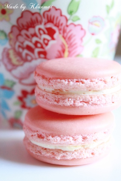 Lychee Macarons มากาฮองรสลิ้นจี่