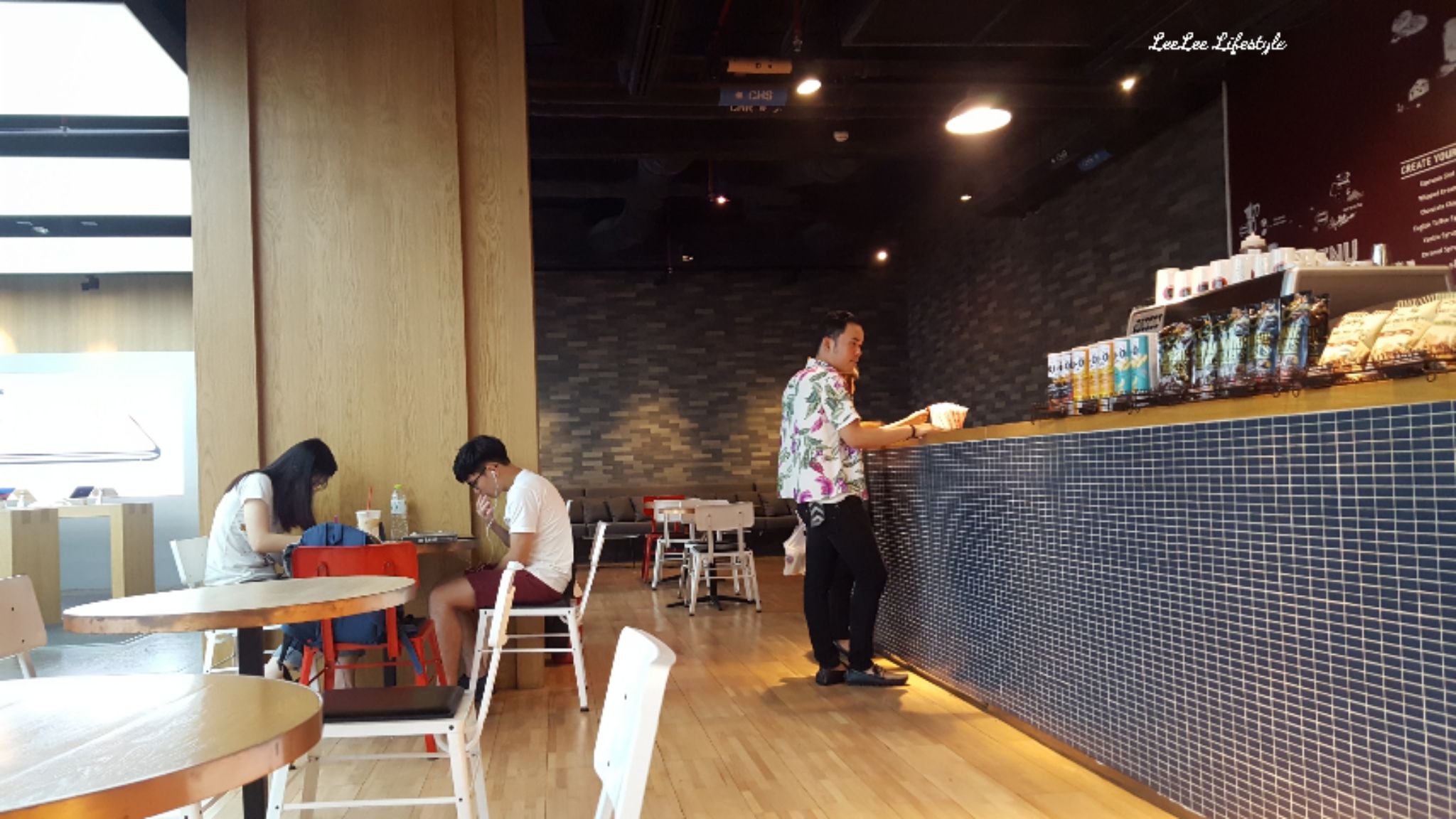 True Coffee @ Central World 》》》》》