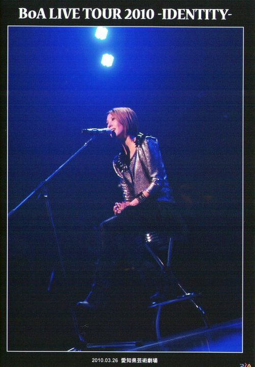Review BoA LIVE TOUR 2010 IDENTITY DVD