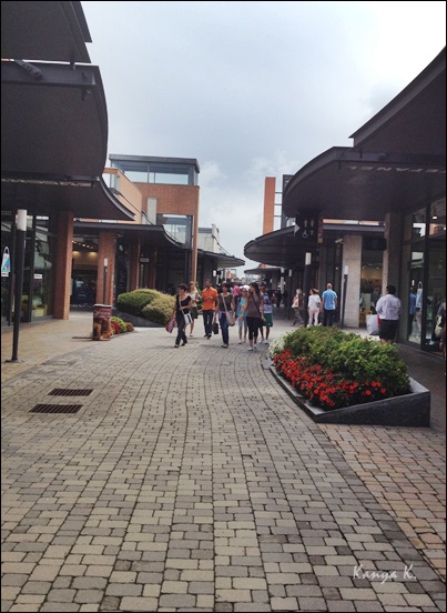 65 : วันเสาร์ที่แสนจะน่าเบื่อ ไปเดินเล่นที่ Vicolungo The Style Outlets ...