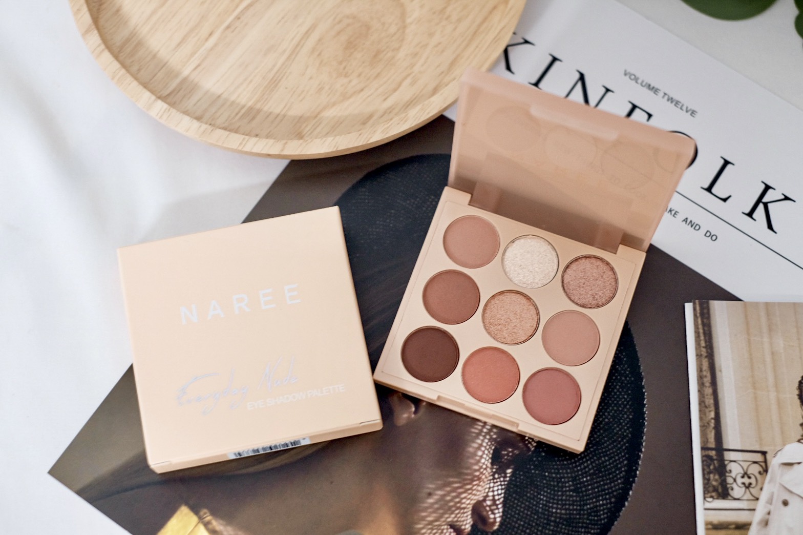 รีวิวอายแชโดว์ Naree Everyday Nude Eye Shadow Palette สีน่ารักมาก อยาก ...
