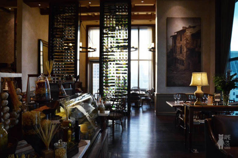 Attico @28 flr. Radisson Blu Plaza Bangkok