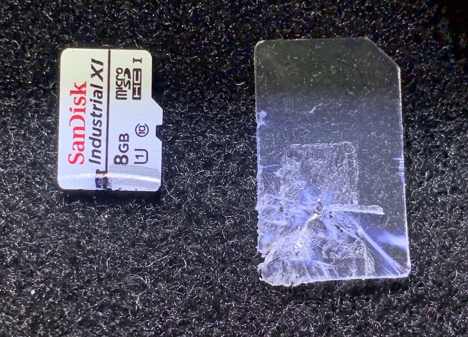 The micro SD card in Tesla Model 3 มีไว้ทำอะไร