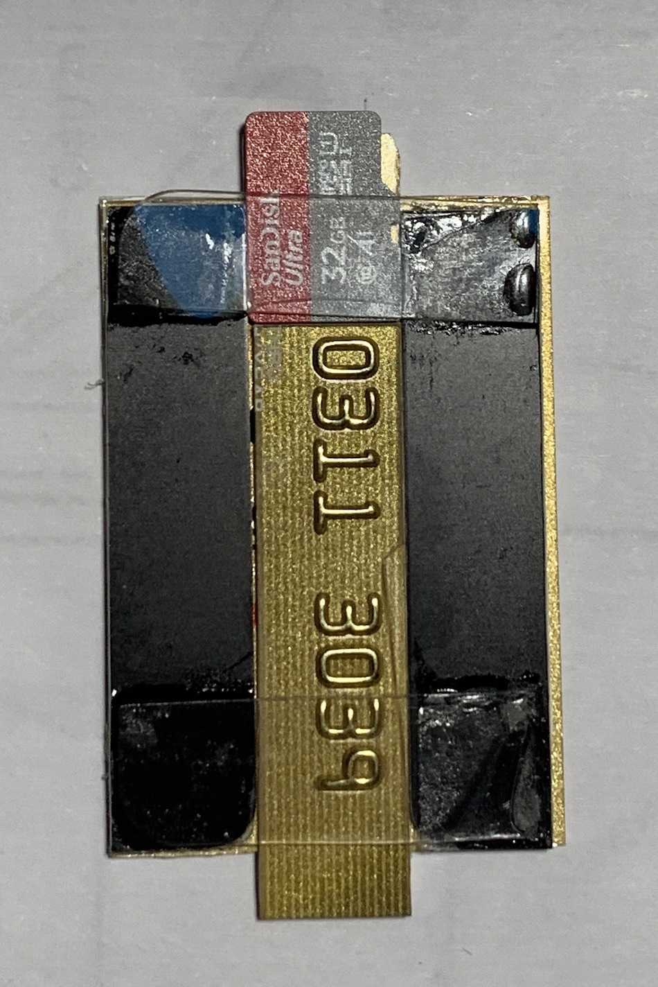 The micro SD card in Tesla Model 3 มีไว้ทำอะไร