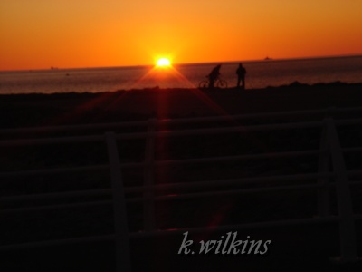 ปีใหม่นี้ตามหนูจ๋าไปดู Sunset in Aberavon Beach ต่อด้วย Snow in Cymmer