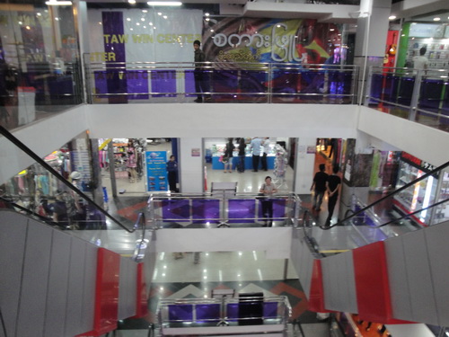 255. Mingalaba Myanmar : ห้างสรรพสินค้า TAW WIN CENTRE แห่ง สหภาพเมียนมาร์