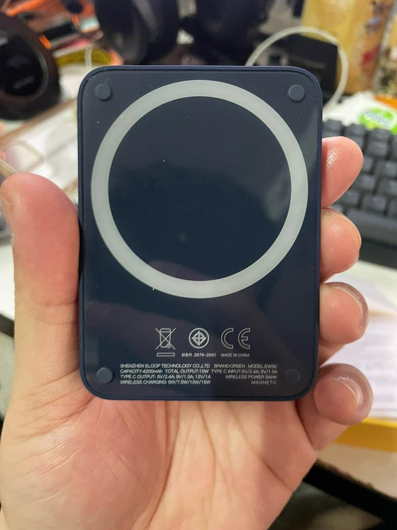 รีวิว Eloop EW50 Magnetic 4200mAh powerbank ไร้สายแบบแม่เหล็ก