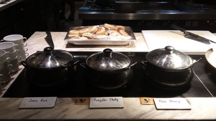 Review: Breakfast Buffet @Goji Kitchen & Bar, Bangkok Marriott Marquis ...