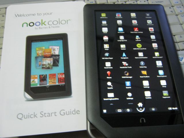 Nook color - e-Readerต่อไวไฟ จอสีสัมผัส ปรับเป็น PC Tablet $$$$$