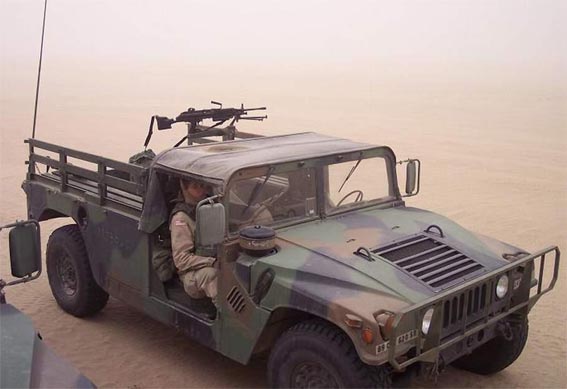 ตำนาน HMMWV และ HUMMER