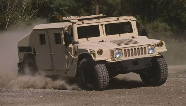 ตำนาน HMMWV และ HUMMER