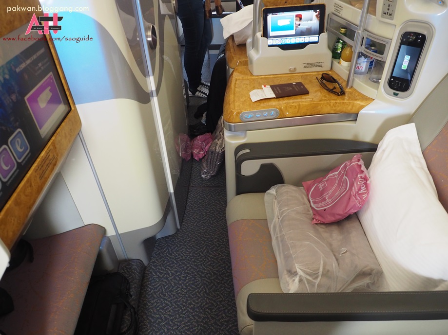 Bloggang.com : สาวไกด์ใจซื่อ : #### รีวิวไฟลท์ EK204 JFK-DXB และ EK370 ...