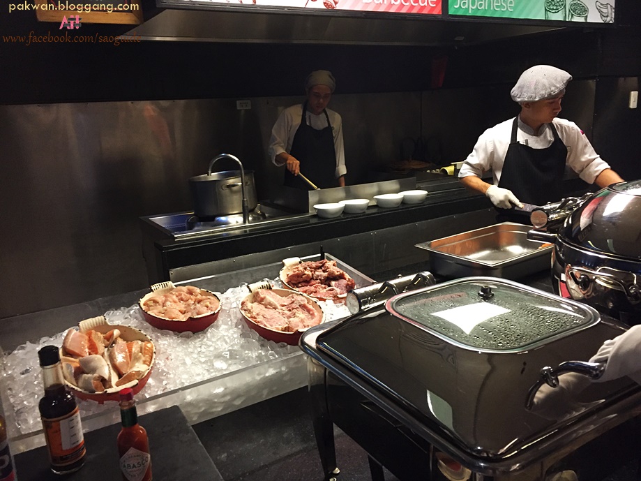 รีวิว Zeta Cafe Holiday Inn Bangkok Sukhumvit