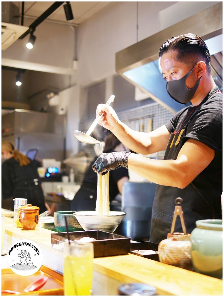 รีวิว: ร้าน No Name Noodle BKK : ราเมนคิวยาวววว