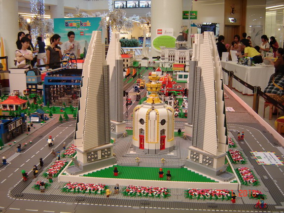 ชวนเที่ยวงานวันเด็กไปกับ เลโก้ (Lego)